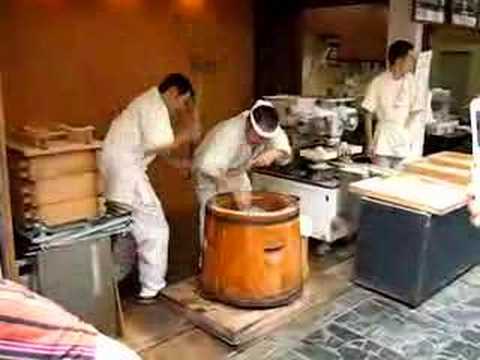 Nara Mochi Hammer, Japan - YouTube