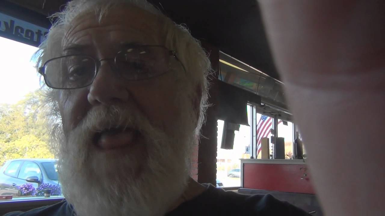 Angry Grandpa's Pizza Hut Fight... - YouTube