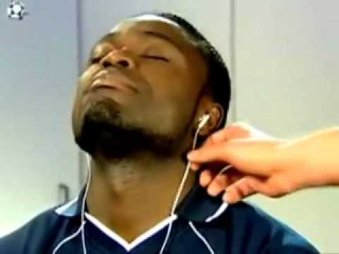 Teufelskicker Werbespot aus dem Jahre 2006 mit Gerald Asamoah