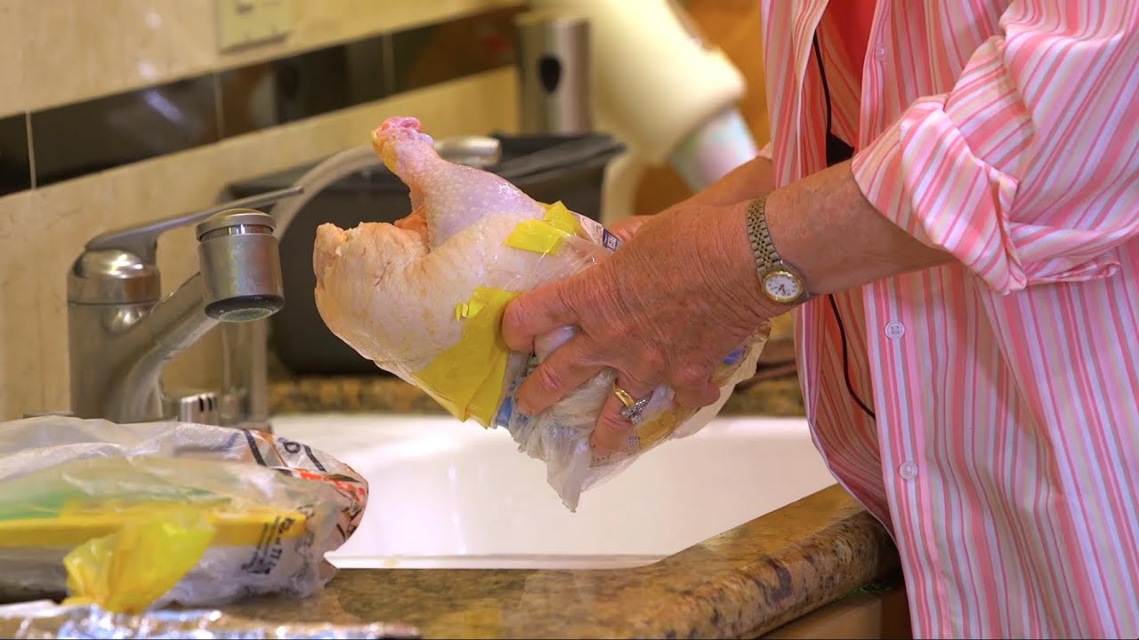 Cooking Safely: Don't Wash Your Chicken - YouTube