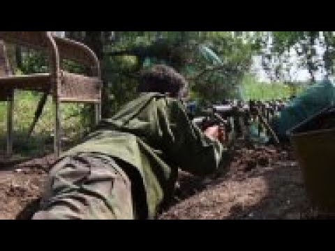 Rebels in action at frontline in Marinka area