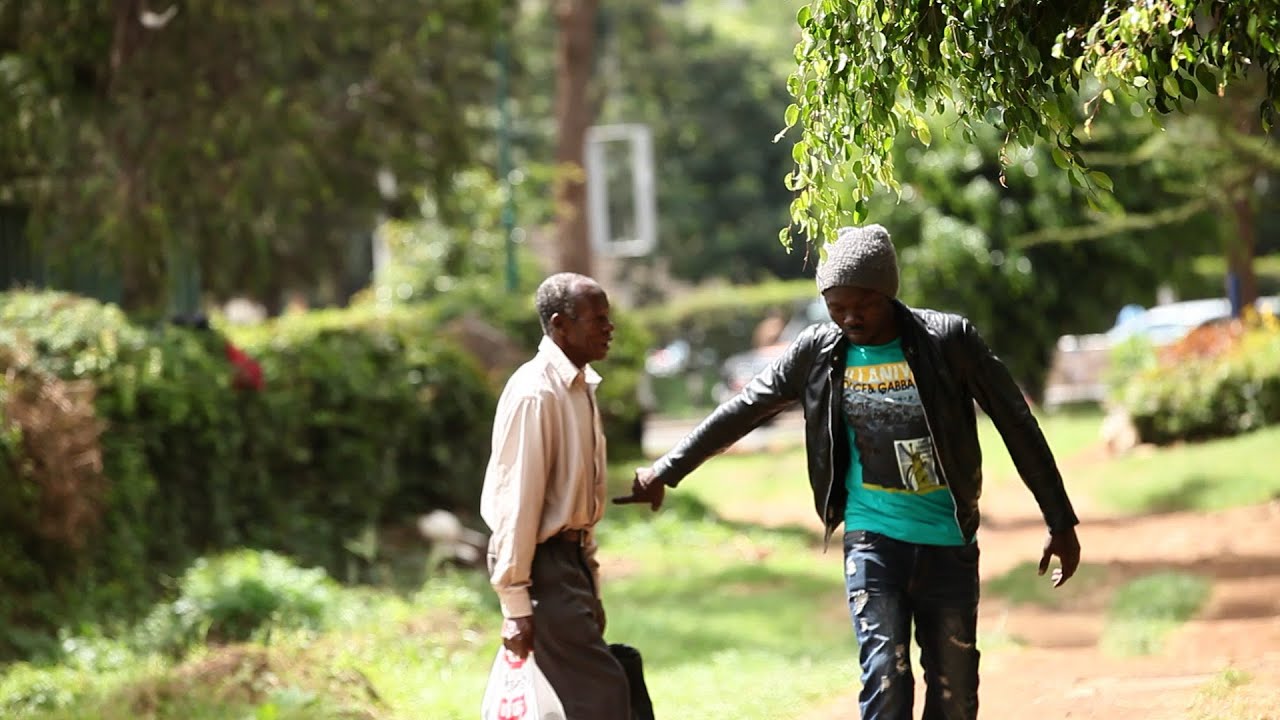 Commanding People to give way - YouTube