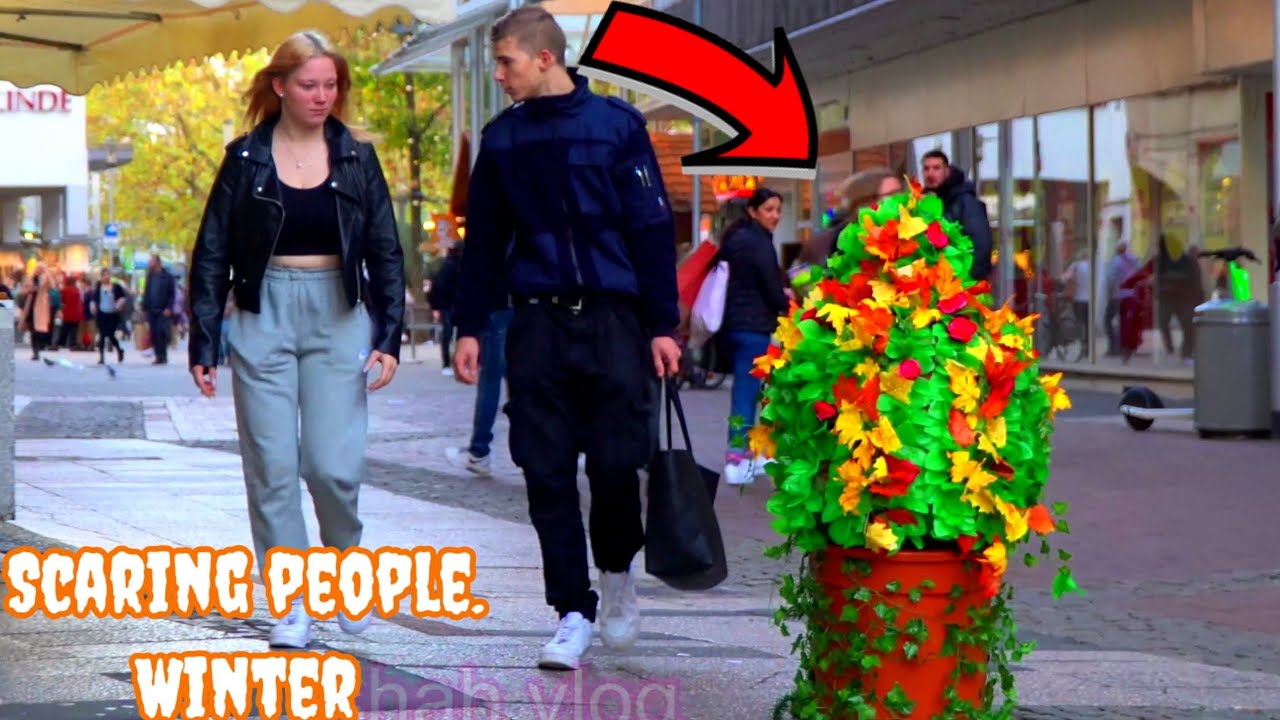 bushman prank. Scaring people. Starting Winter. Bushman prank 2022 ...
