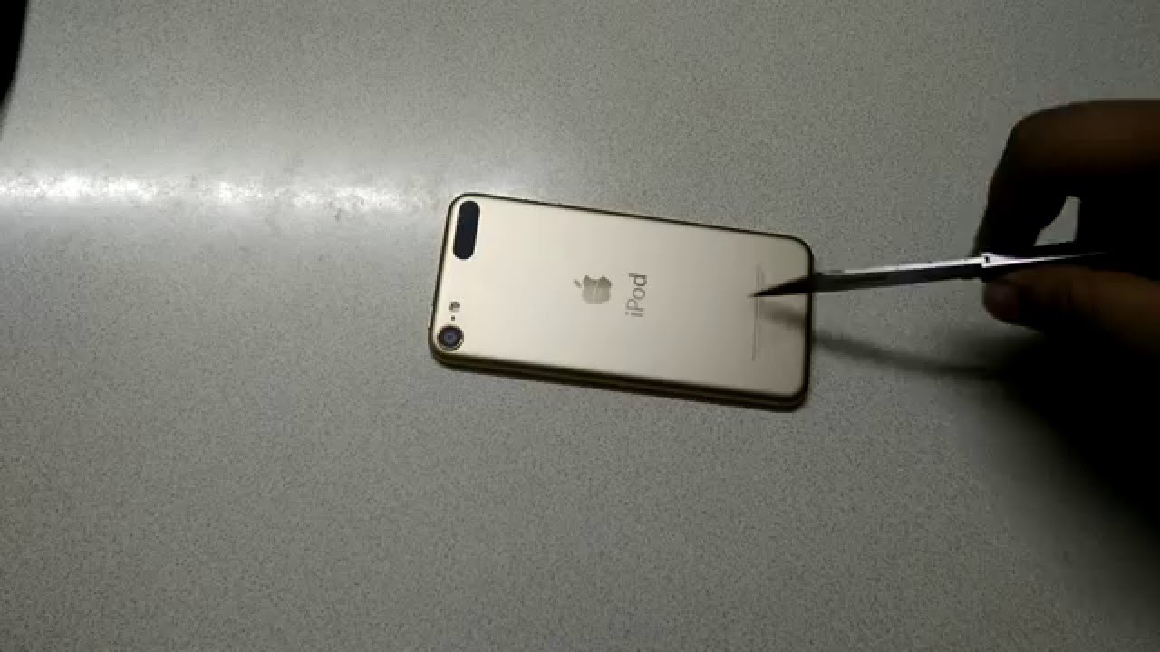 ipod touch 6th generation brutal scratch test - YouTube