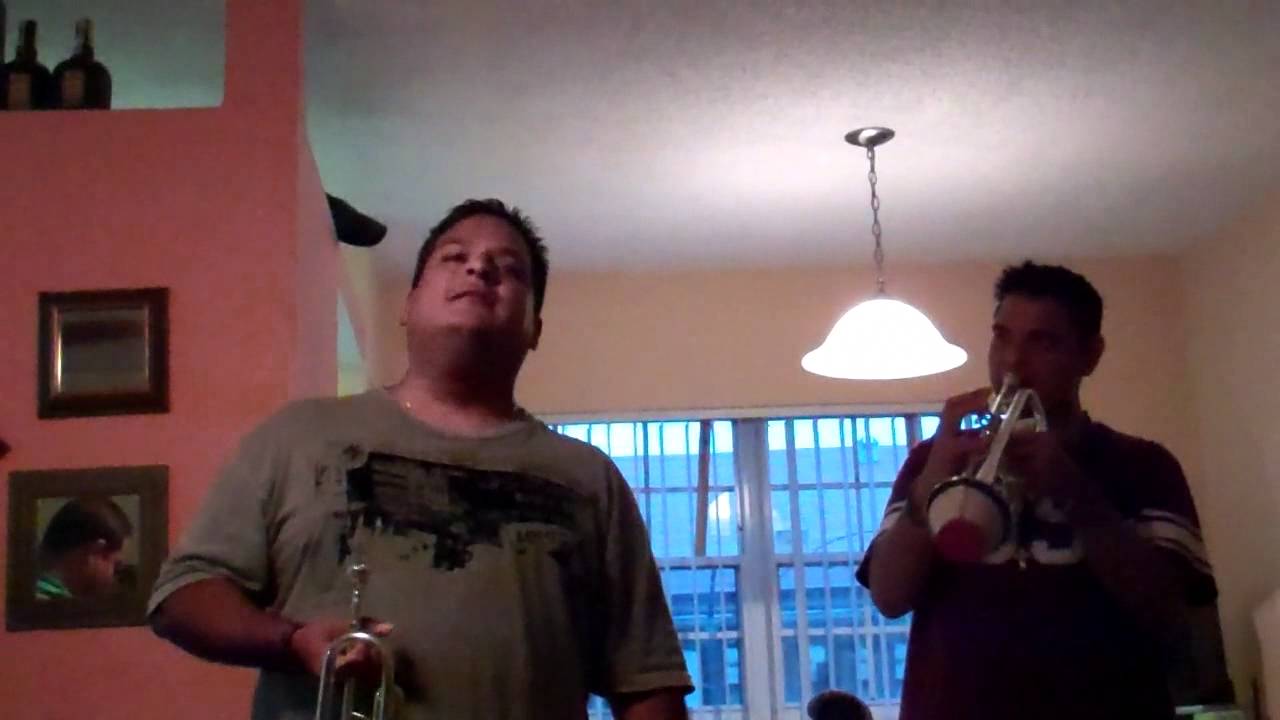 Monchin cantando ''Desden'' con mis cuates del Mexico Internacional ...