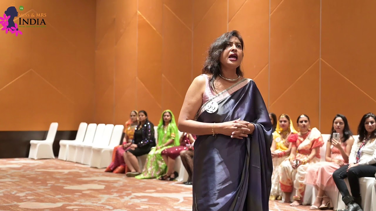 Mrs India 2020-21 Miss India 2020-21 Anubha in Talent Round of VG MRS ...