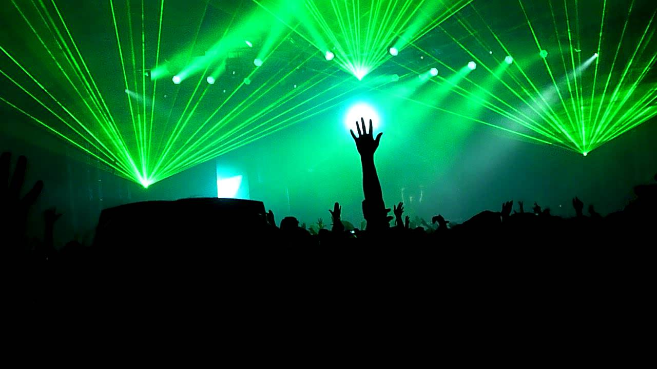Ferry Corsten Live @ Creamfields 2011 - YouTube