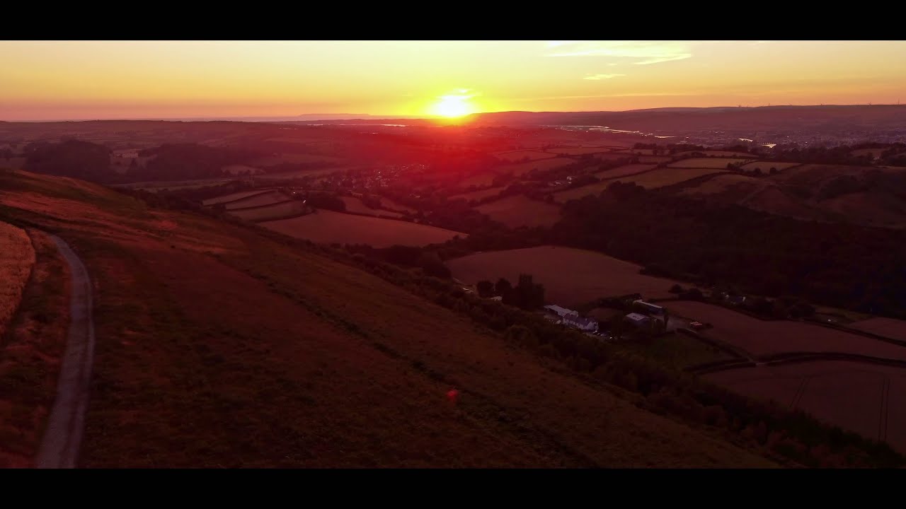 coddon hill sweeping sunset 4k - YouTube
