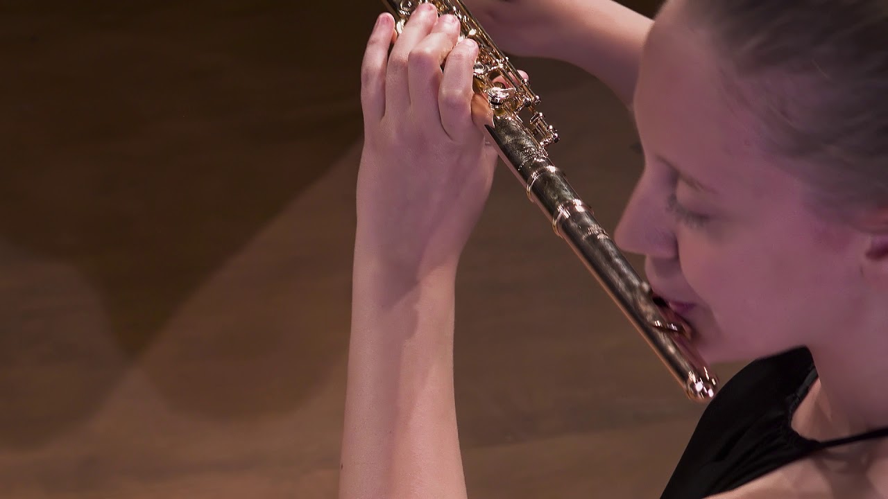 Mozart: Flute Quartet in D Major, K. 285, Allegro - Emma Resmini and ...