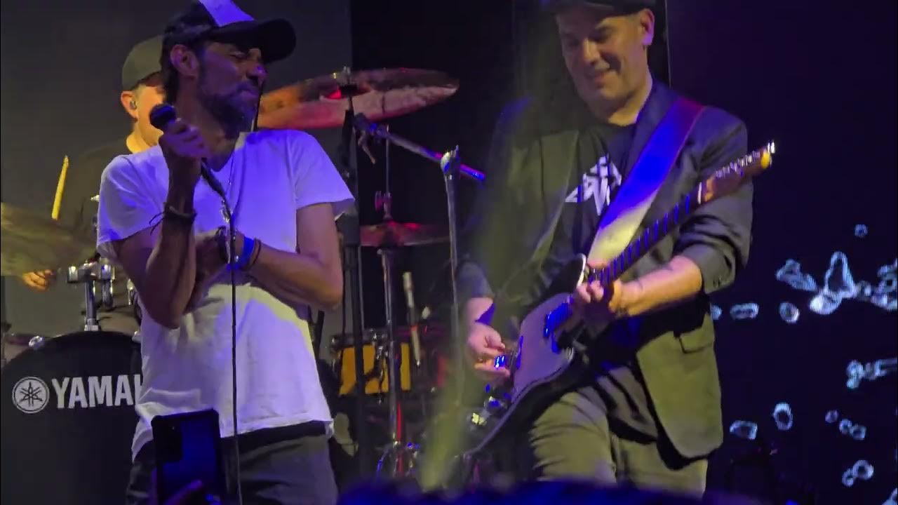 Bohemia Suburbana - Siento que me voy (En vivo presentación Fiel a la Miel 2025) - YouTube