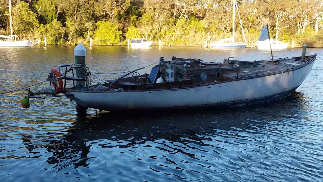 Historic ketch 'Metung' returned home to Metung for restoration - YouTube