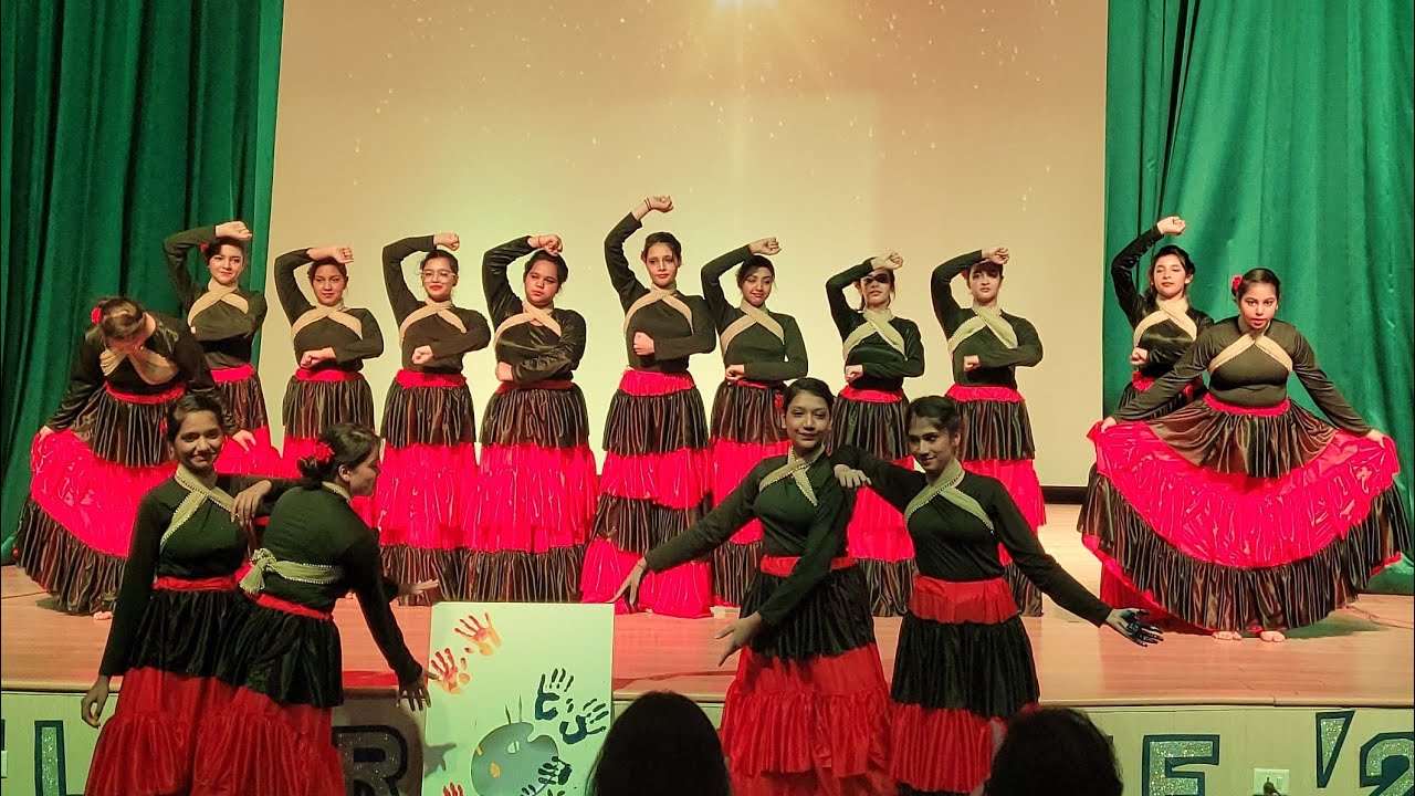 School dance performance and behind the scenes! - YouTube