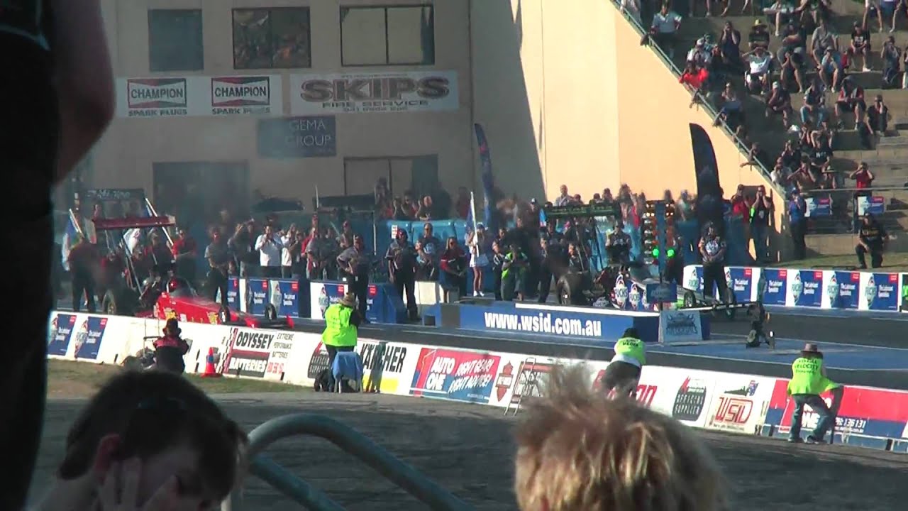 Top Fuel Detonation, WSID Sydney - YouTube