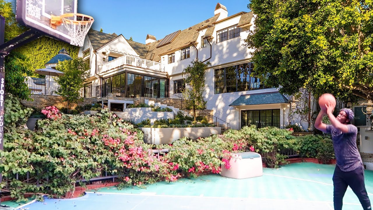 MY NEW HOUSE IN 10 MINUTES - YouTube