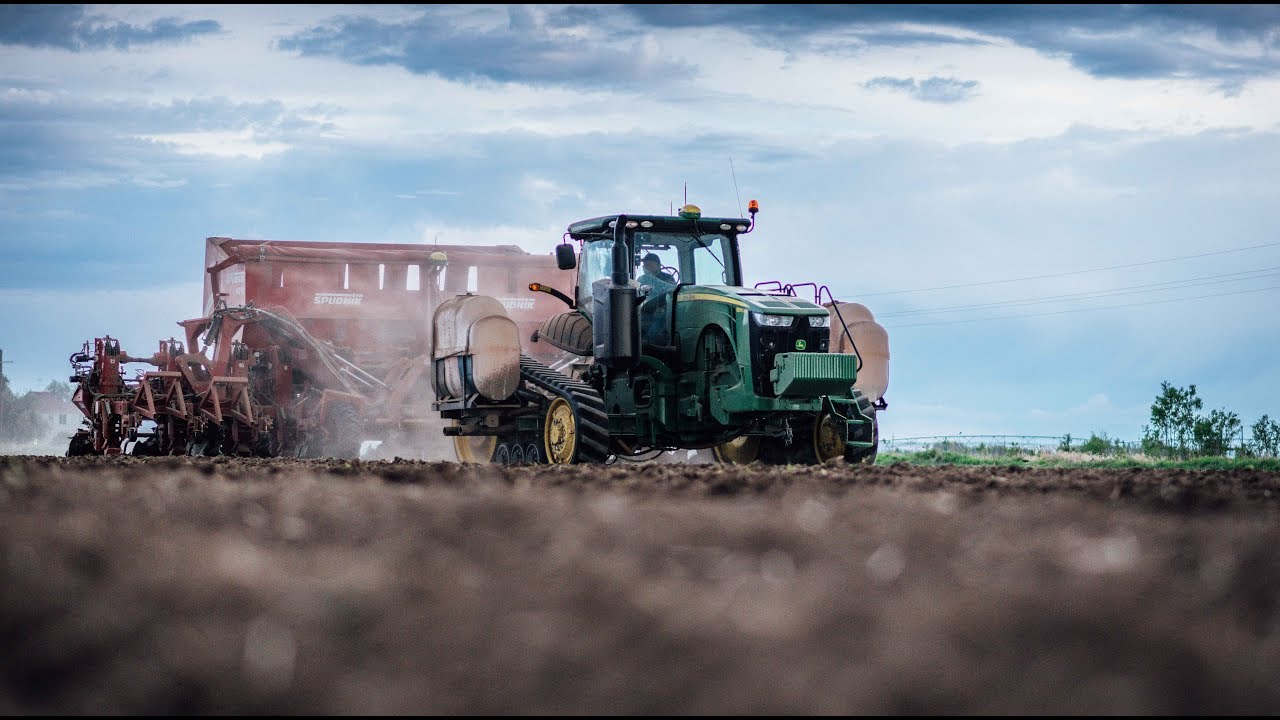Planting Potatoes in Idaho | 12 Row Spudnik Planter - YouTube