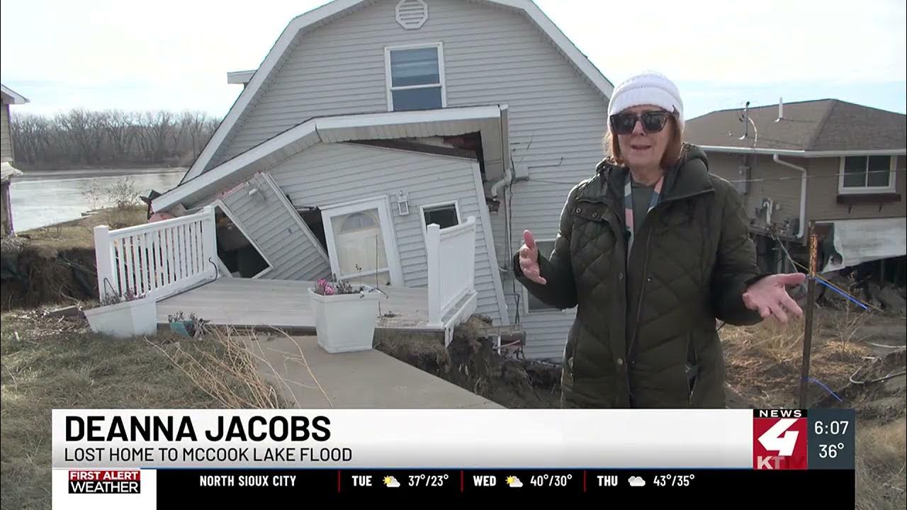 McCook Lake resident visits flood-ravaged home one last time before it’s demolished - YouTube