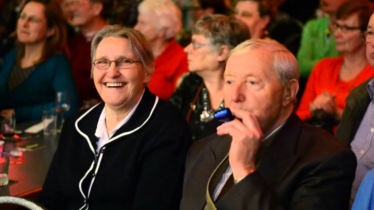 Annie en Al van Oerle - Blazen op de toeter - YouTube