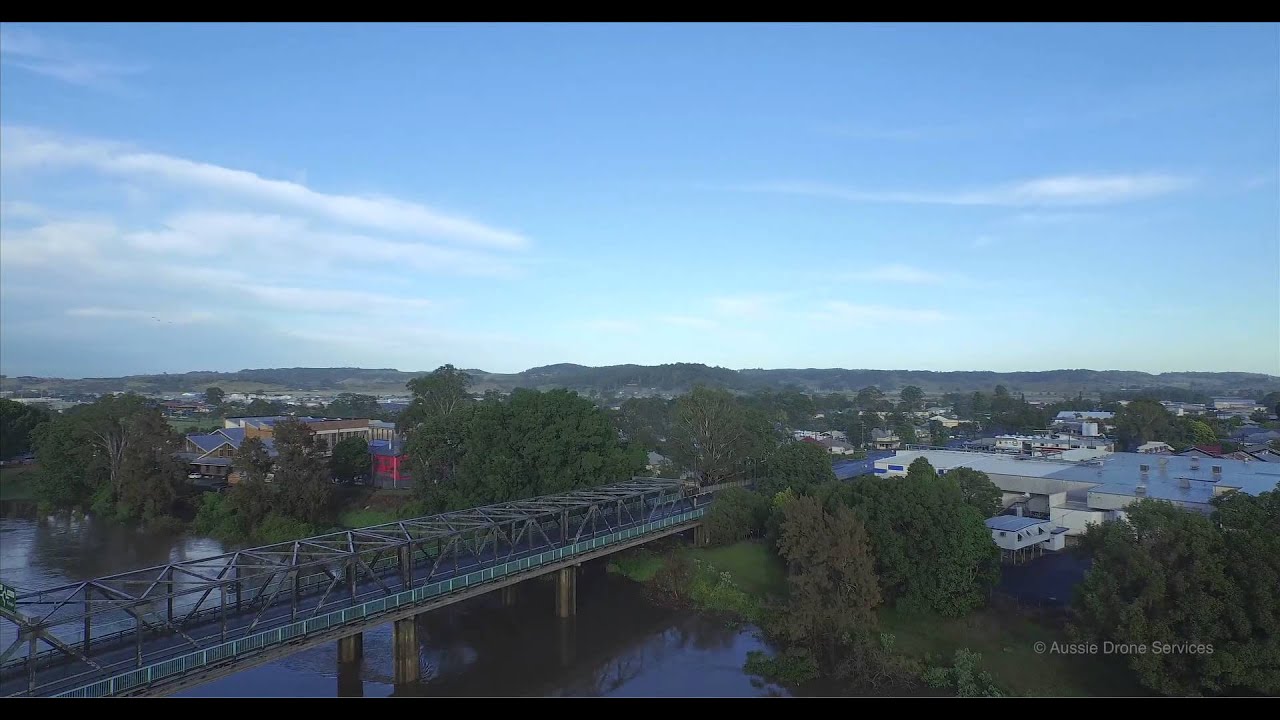 Lismore River around CBD HD 1080p - YouTube