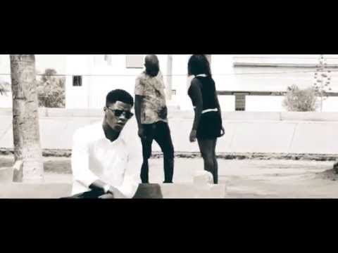 Santrinos Raphael - À Qui La Faute ?