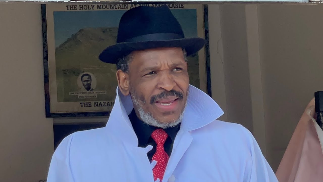 Inkosi INdonsa Yokusa Yenza Umsebenzi Wabagcotshwa - YouTube