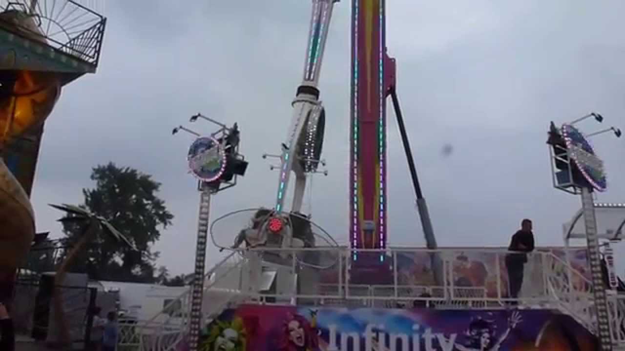 Manége Infinity - Fête Foraine de Lille 2014. - YouTube
