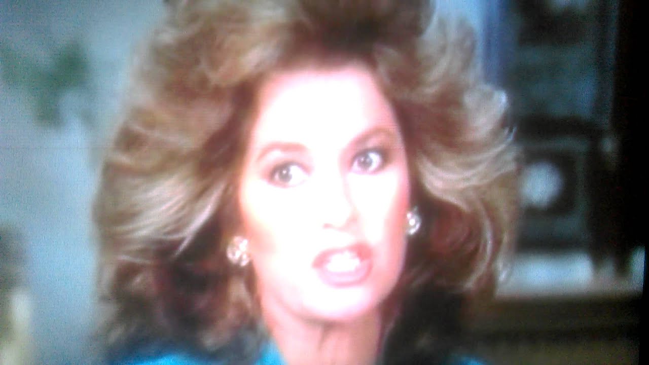 Alexis takes down Sable - YouTube