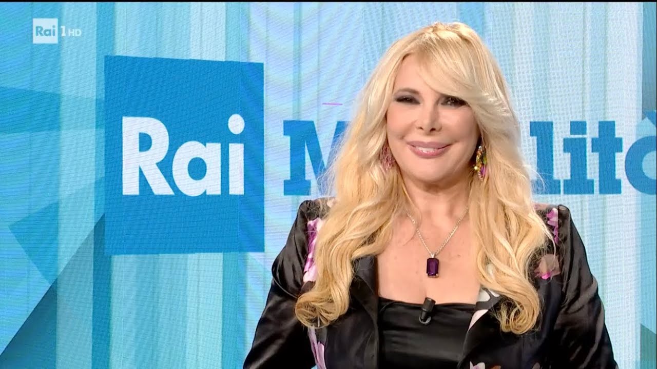 ALESSANDRA CANALE RAIUNO PREVISIONI TRAFFICO 18 novembre 2022 - YouTube