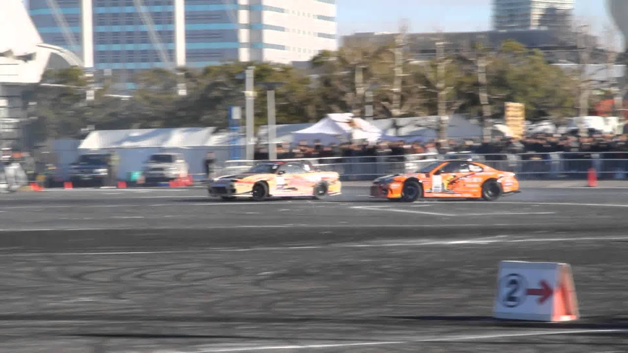 D1GP 「Kick Off Drift in 幕張メッセ」YUKE'S チームオレンジ with BEAST EYE＆RC926 with ...