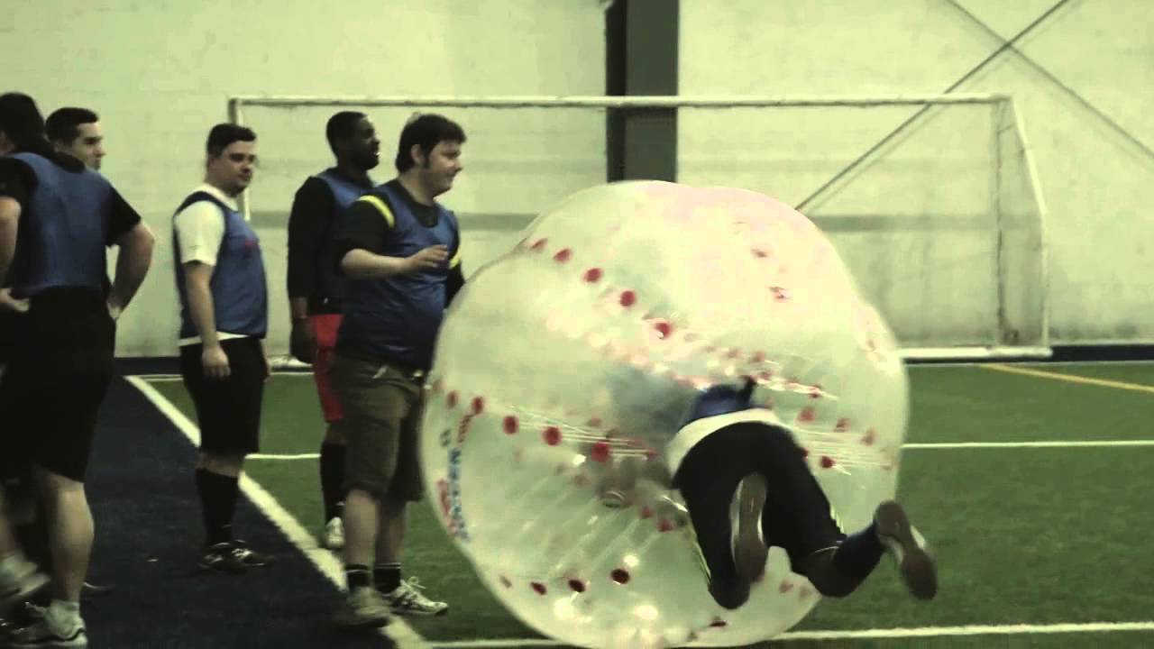 Multi-Prêts : Sumo soccer au profit du Club! - YouTube