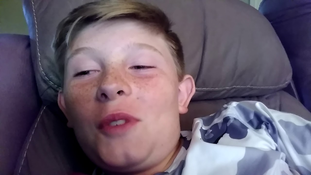 WATCH THIS CHEESY JOKES - YouTube