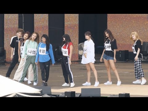 180723 트와이스 TWICE Dance The Night Away 사복 리허설 Rehearsal 4K 직캠 @ 울산 서머페스티벌 음악중심 by Spinel