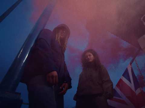 Isabèl Usher ft. Yssi SB - Hooligan