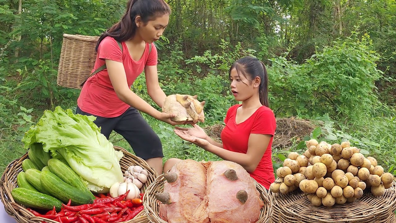 Yummy! Cow breast braised spicy with salad for food, Eating delicious ...
