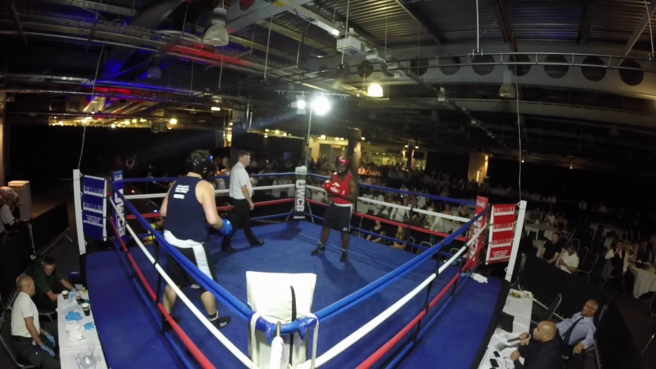 Ultra White Collar Boxing | Doncaster | Blessing Zvekare VS Stuart ...