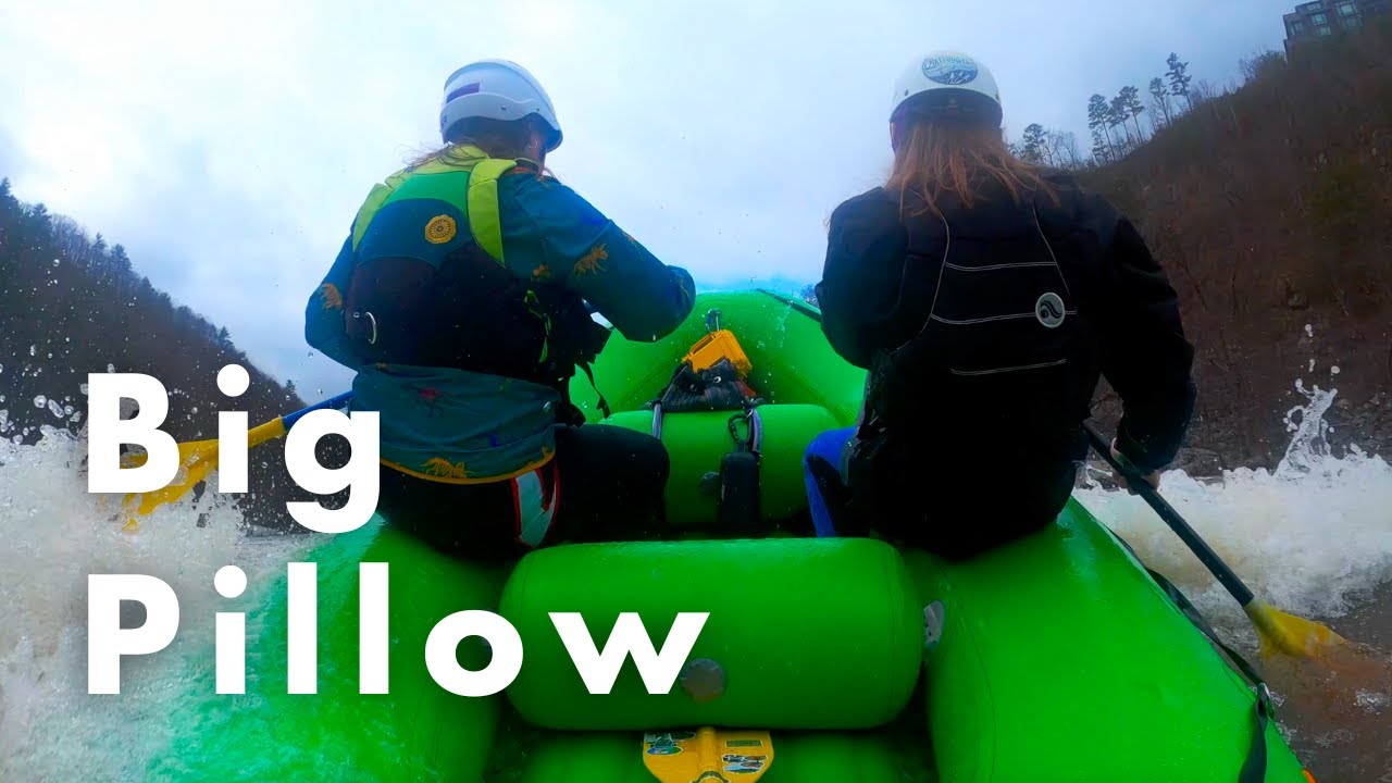 Big Pillow rapid at 3,200cfs | Class III - French Broad River - YouTube