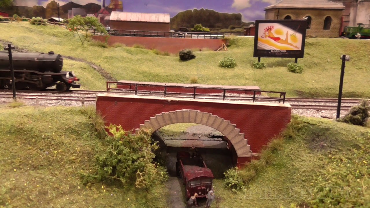 Model Railway Layout “Hawthorn Dene Colliery” in N scale by Les ...