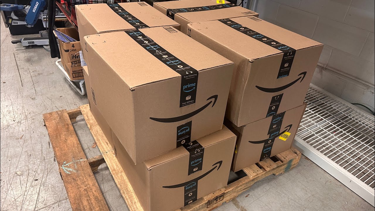 I Wonder What's In These 8 Amazon Mystery Boxes.... - YouTube