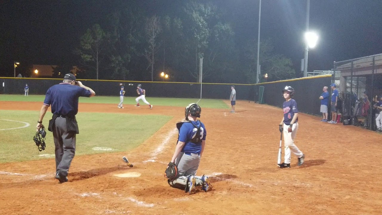 Gavin's last home run of Fall 2018. - YouTube