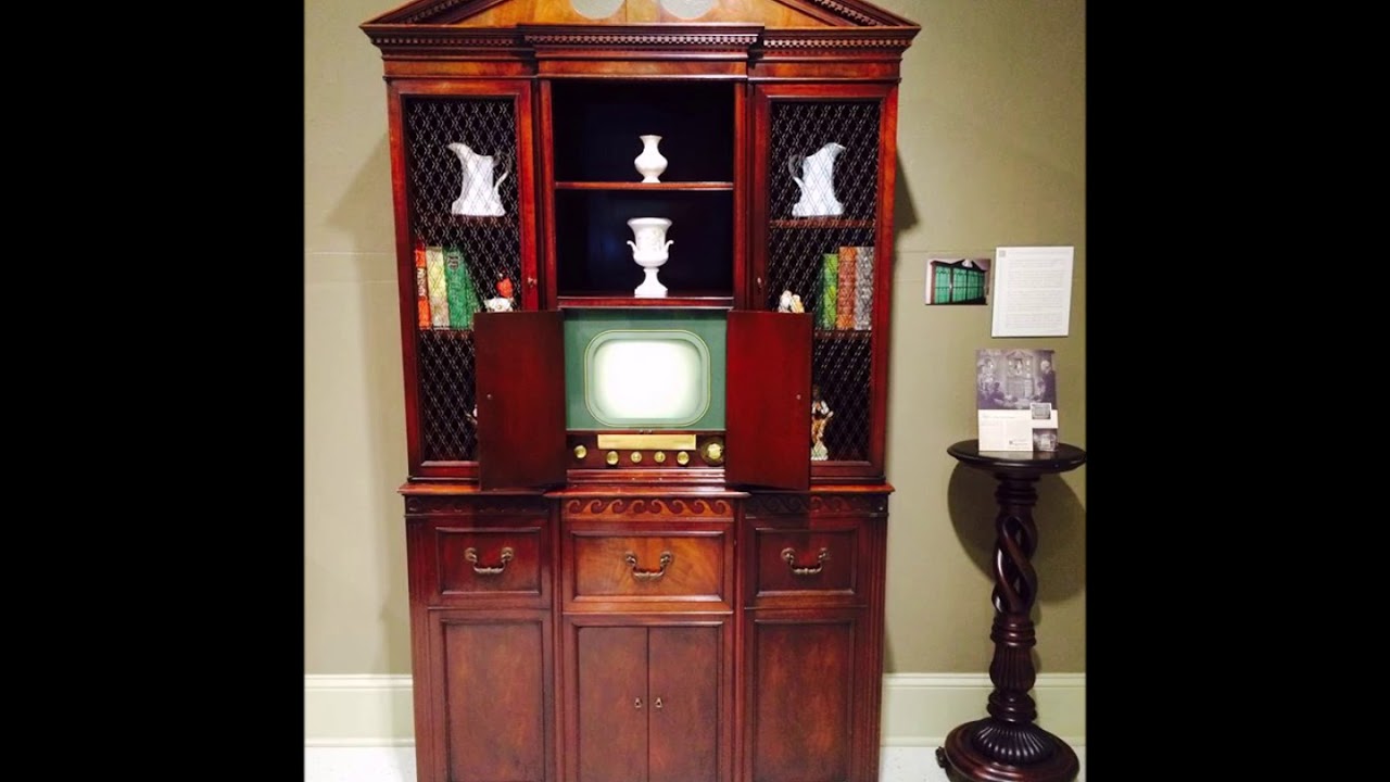 Magnavox Windsor photo 1948 - YouTube