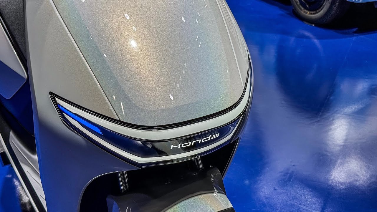 Honda SCe electric scooter (e-bike) 100km #motorcycle #automobile #bike ...