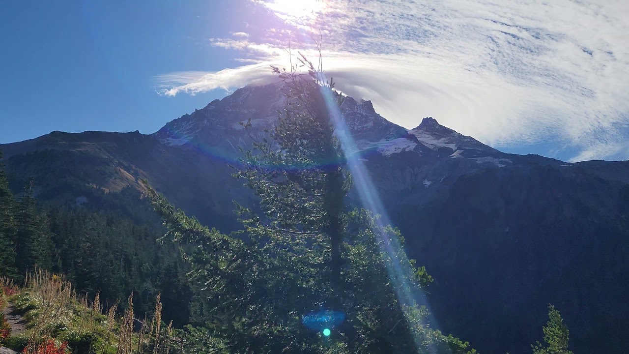 Mt Hood via Top Spur trail - YouTube