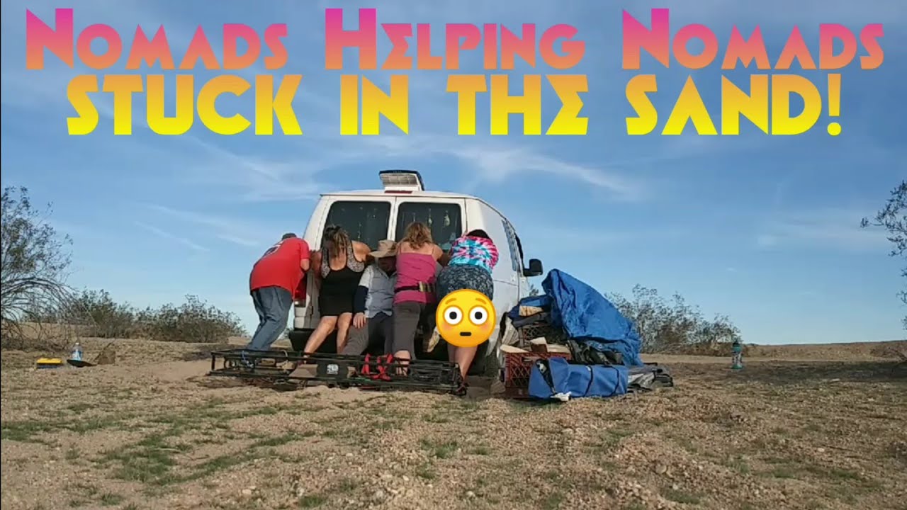 STUCK IN THE SAND, NOMADS TO THE RESCUE! 💪🏻😁 Full-time RV Living & Life ...