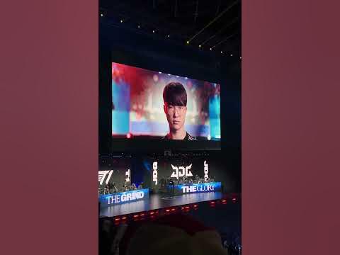 T1 vs JDG 롤드컵 4강 (모든길은 결국 저를 통합니다) 직관 - YouTube