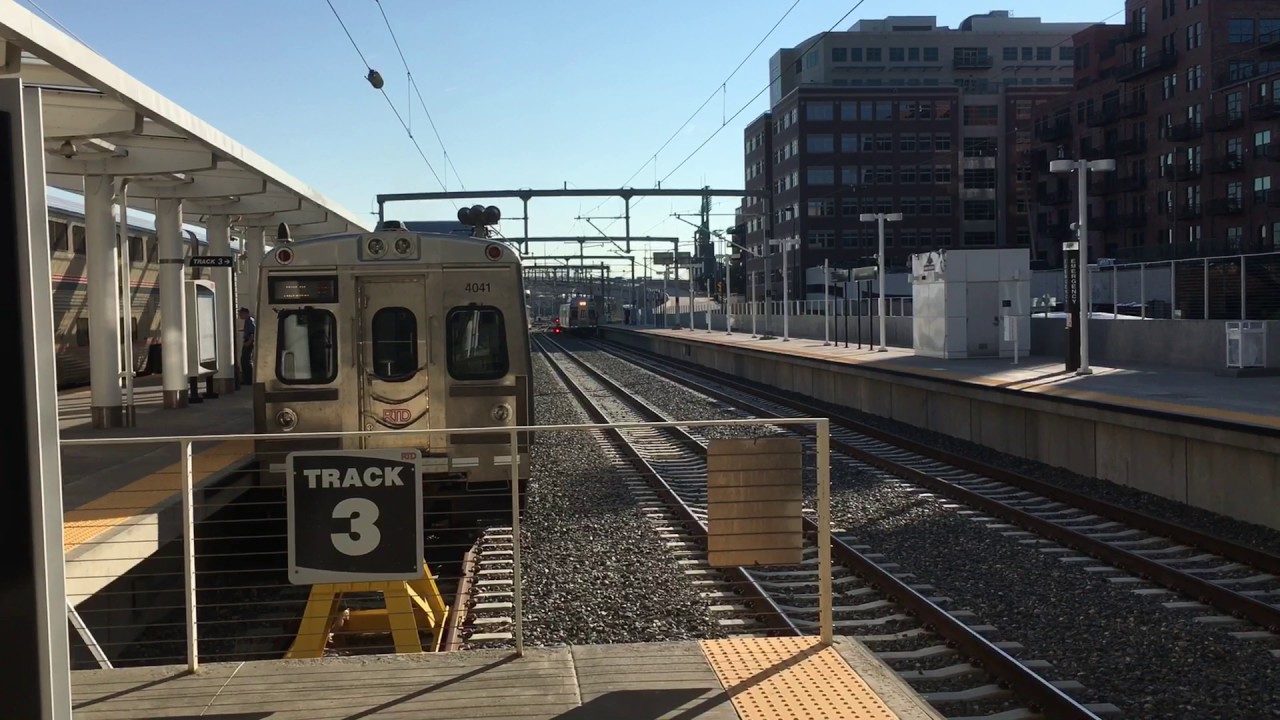 RTD Commuter A Line Arrives at Denver Union Station - YouTube