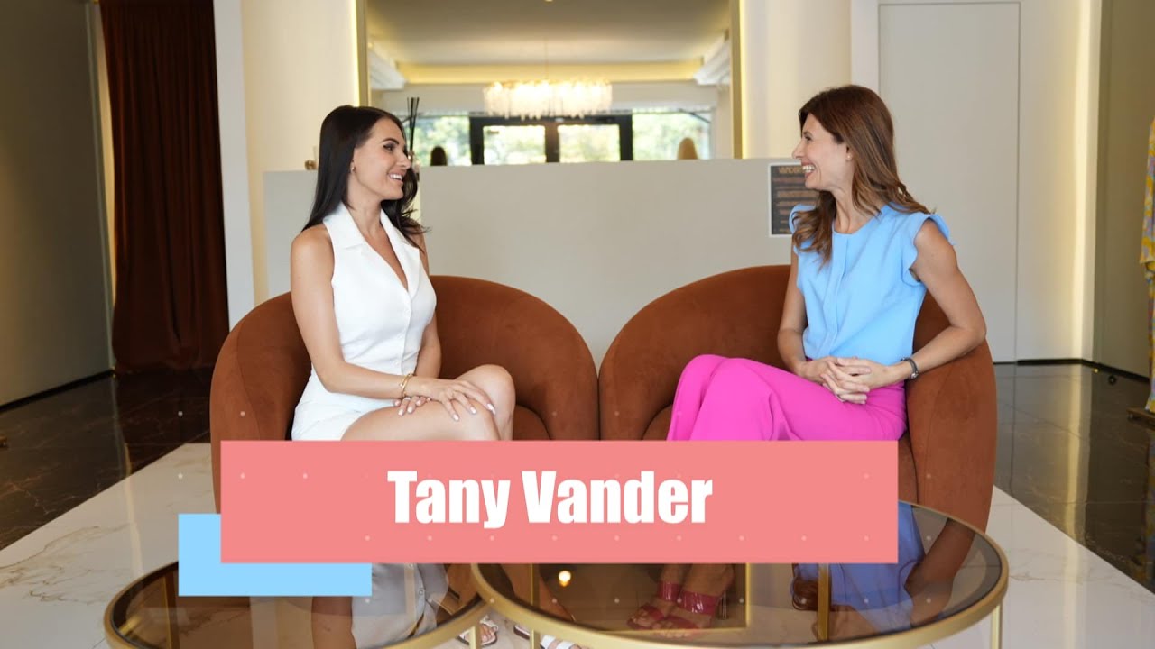 TANY VANDER - EXCLUSIV! Vedeta unui reality? Mamă paranoică ...