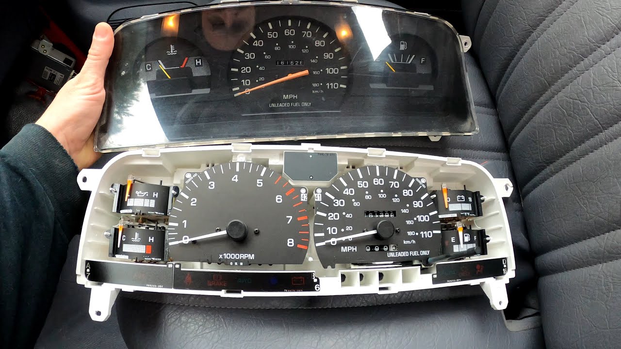 Toyota T100 instrument cluster swap, to SR5 gauges - YouTube