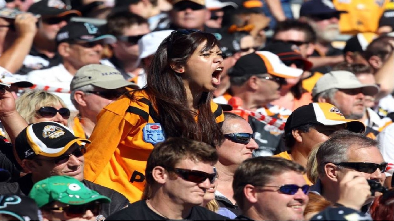 Western Reds vs Adelaide Rams - YouTube