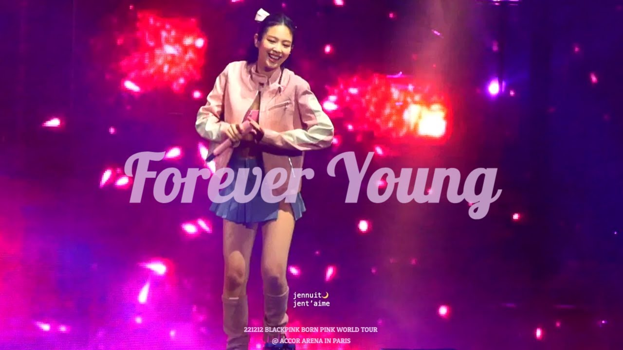 BLACKPINK JENNIE - 'FOREVER YOUNG' 블랙핑크 콘서트 제니 직캠 @221212 PARIS DAY2 ...