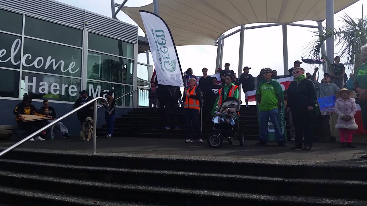 Whakatane TPPA Hikoi He Honore - YouTube