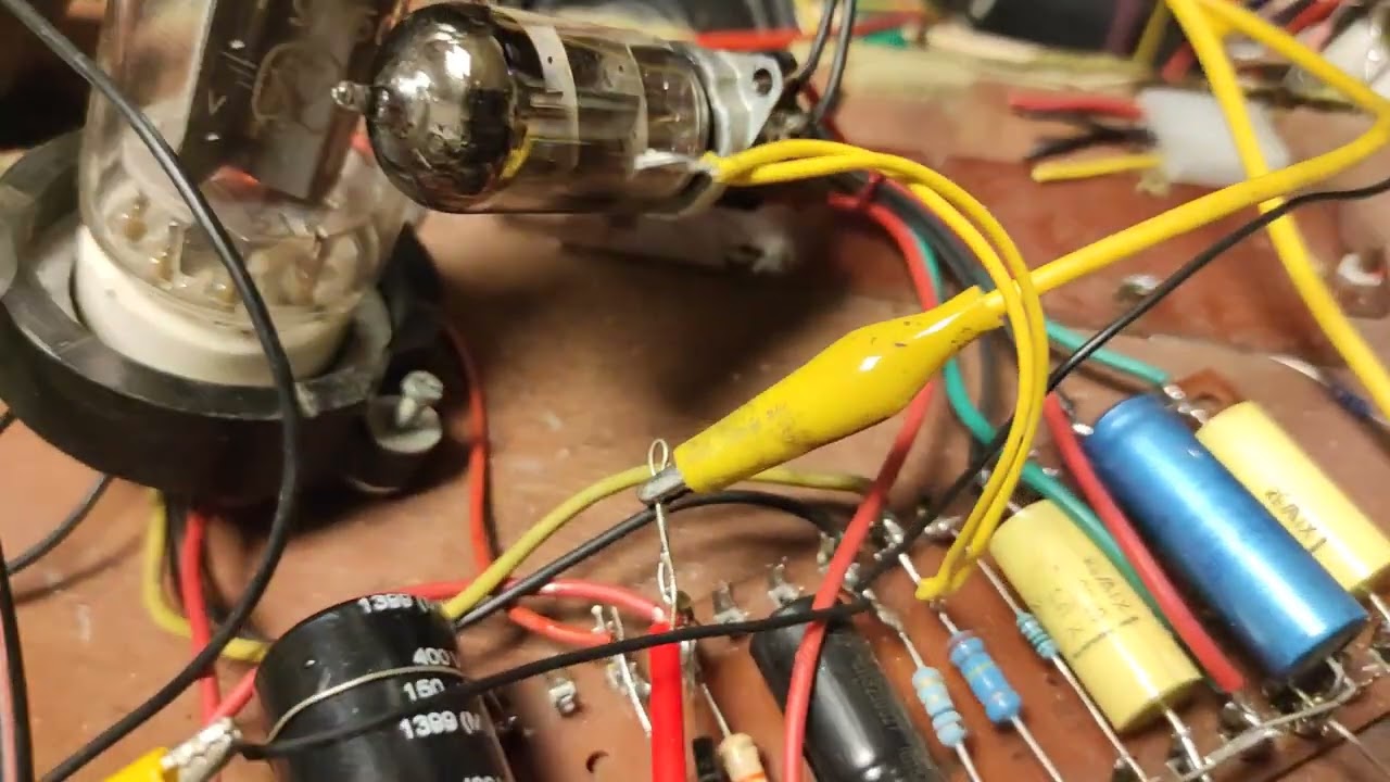 GU-50 + 6N1P Parafeed SE Amp. 10W Output BASS TESTING - YouTube